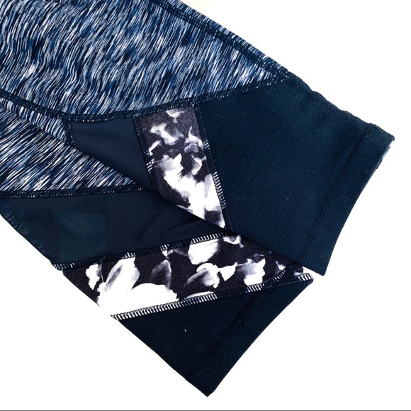 Zella | Pants & Jumpsuits | Zella Navy Blue And White Cropped Yoga ...